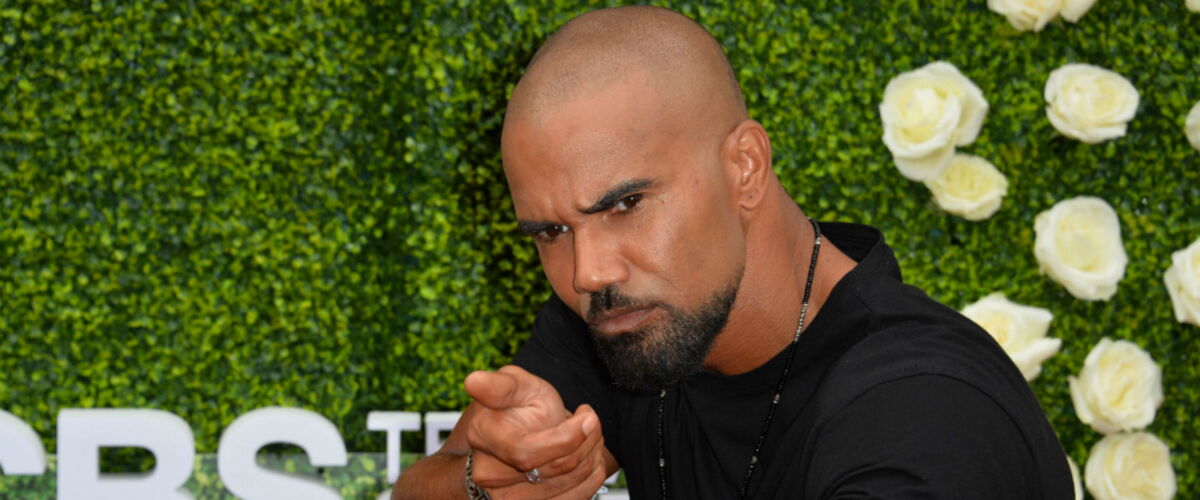 Shemar Moore fait le show dans les coulisses de sa nouvelle série (VIDEOS)