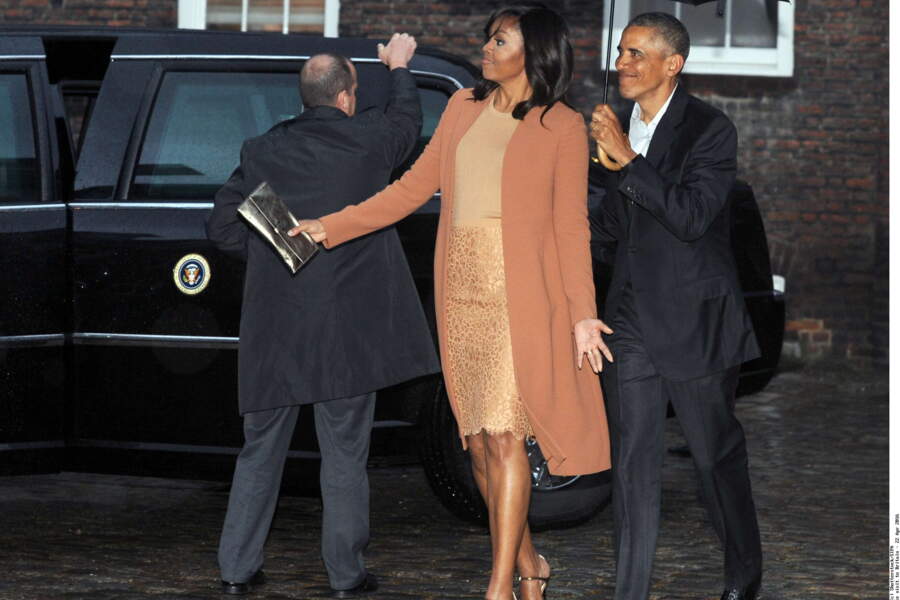 En pyjama, le prince George salue Barack Obama : les images de la ...