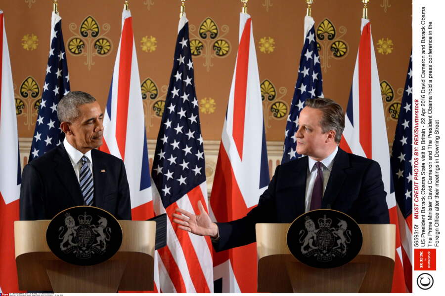 En pyjama, le prince George salue Barack Obama : les images de la ...