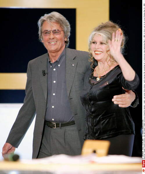 Epouses, amantes, amies… Les femmes dans la vie d'Alain Delon (26 ...