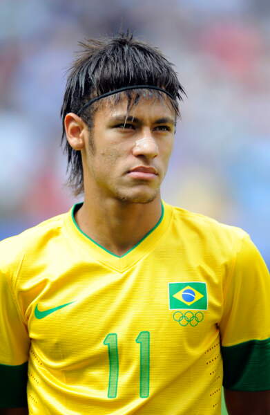 Neymar fête ses 27 ans : son évolution physique surprenante depuis ses ...
