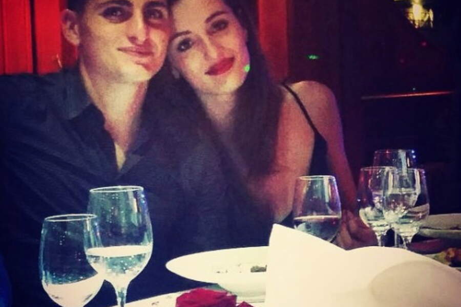 Bikini, vacances, vie de couple... découvrez Laura Zazzara, la ...