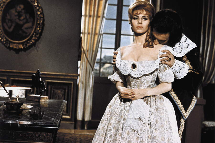 1964-2013 : Retour sur... le mythe d'Angélique - Télé Loisirs