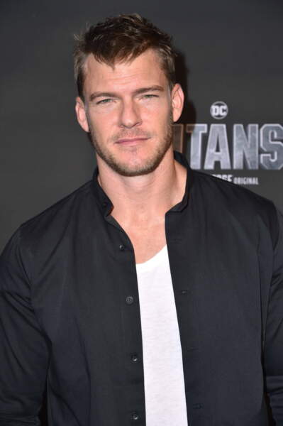 Titans (Netflix) : découvrez à quoi ressemblent les acteurs en vrai ...