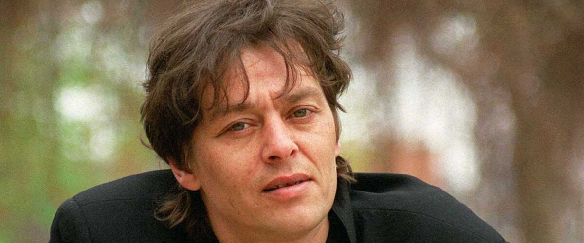 Qui est Ari Boulogne, le fils illégitime présumé d'Alain Delon