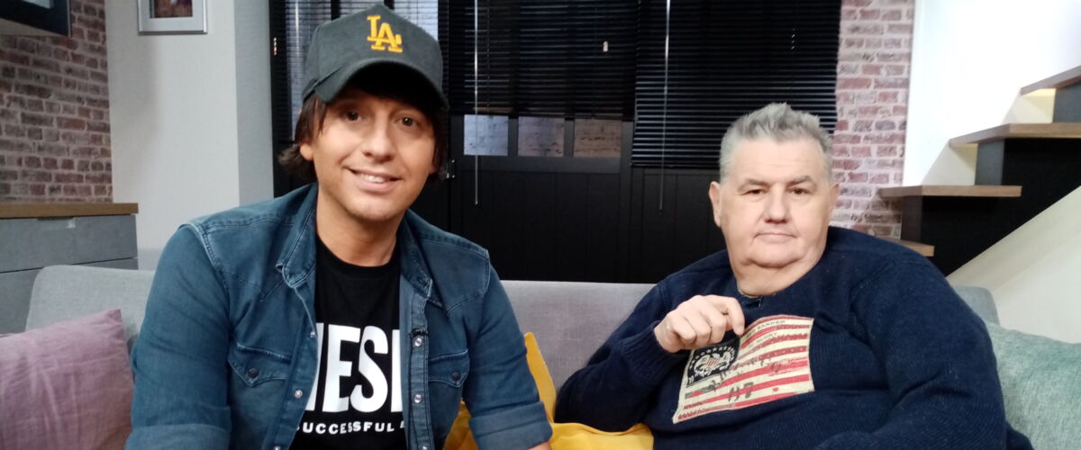 Pierre Ménès : son livre, ses pronostics, ses envies au cinéma... Il se ...