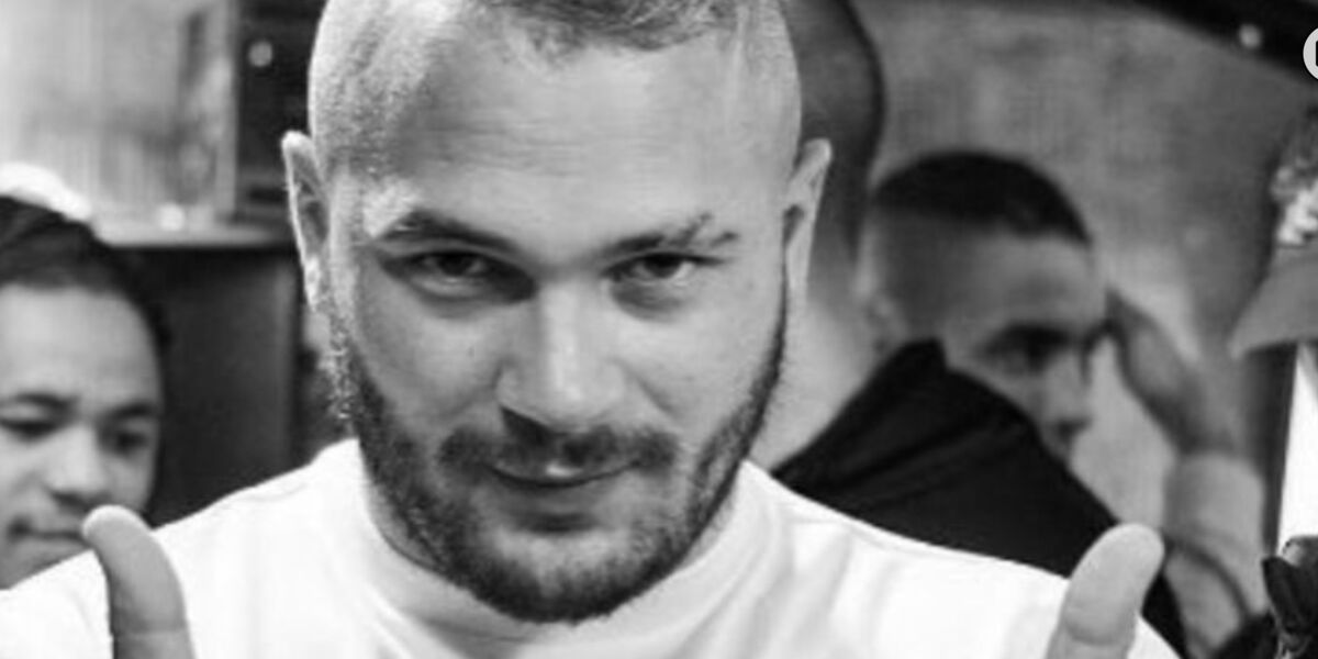 Jul : sa pochette d'album est réalisée par deux fans ! (PHOTO)