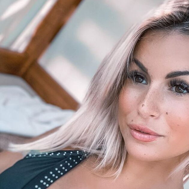 Carla Moreau : toutes ses photos sur Télé-Loisirs