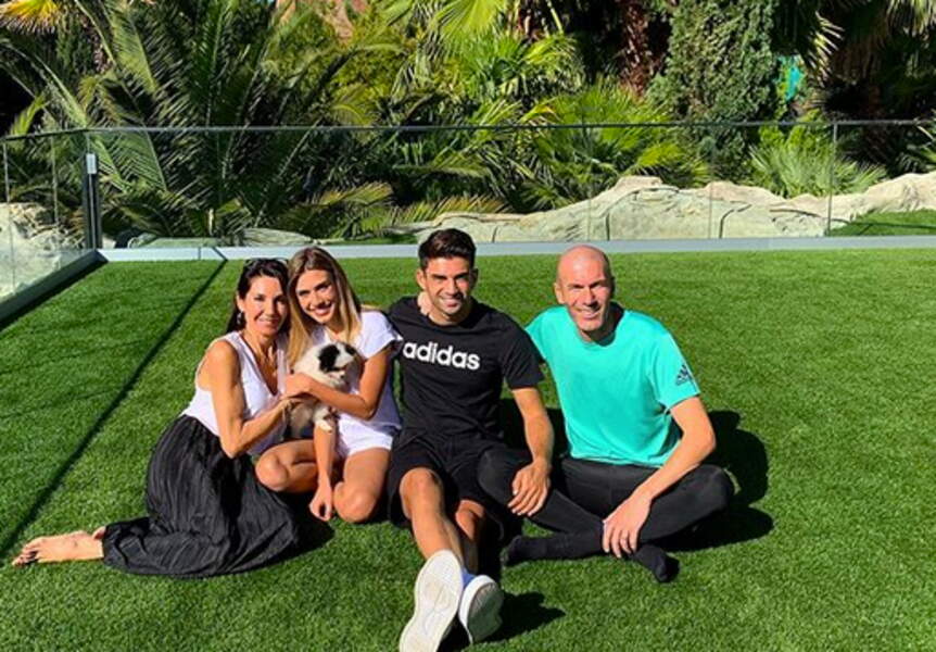 Best of Instagram d'Enzo Zidane - Télé Loisirs