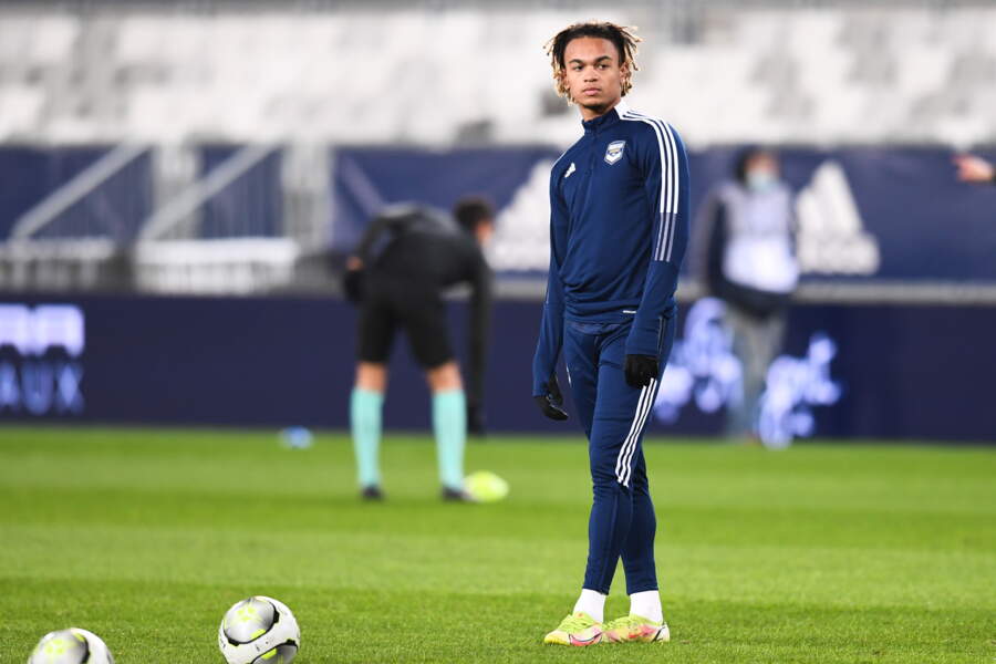 Qui est Sékou Mara, footballeur professionnel et fils d'Audrey Crespo ...