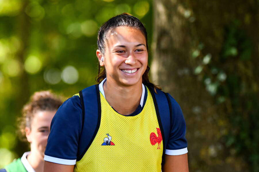 Qui sont les joueuses de l'équipe de France de rugby féminin ? - Télé ...