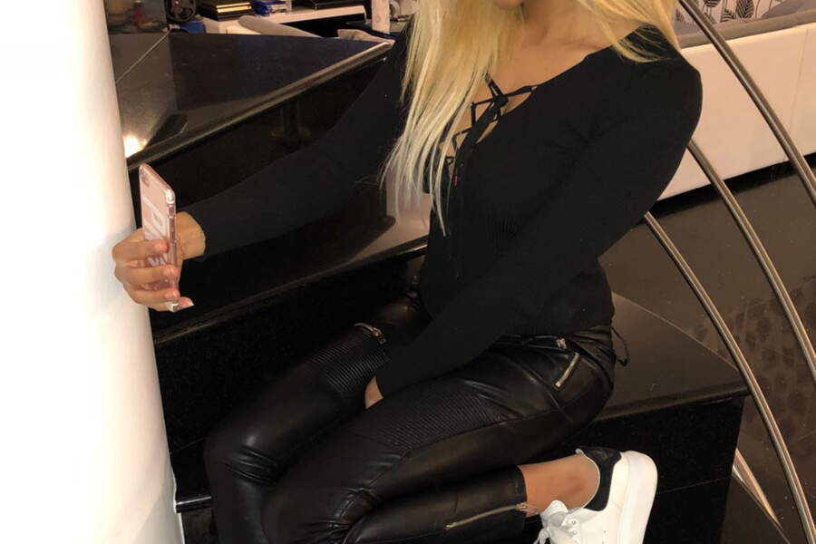 Presnel Kimpembe : qui est sa femme Sarah ? - Télé Loisirs