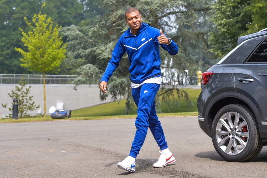 Retour sur les looks de Kylian Mbappé - Télé Loisirs