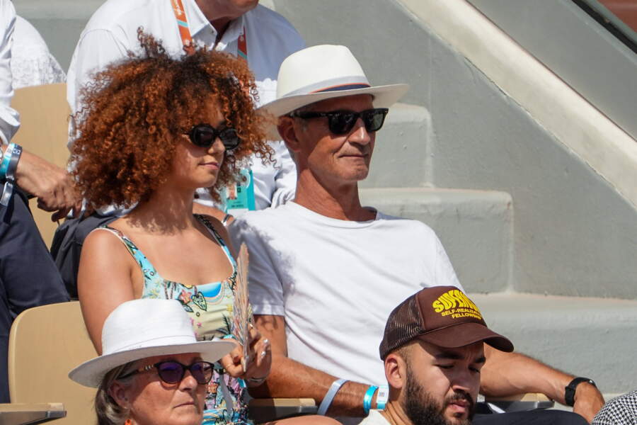 Amel Bent et son mari, Jessica Alba, Tina Kunakey en famille… Les stars ...