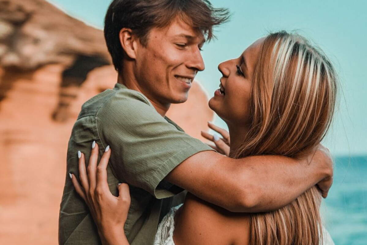 Qui est Mélanie Peetermans, la compagne du cycliste Jasper Philipsen ...