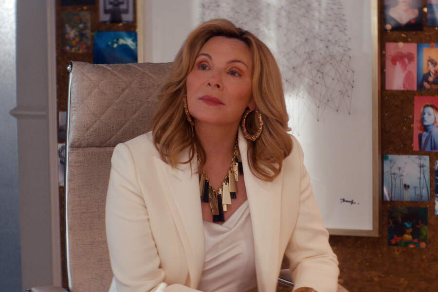 Kim Cattrall : l'évolution physique de l'ex star de Sex and the City - Télé Loisirs