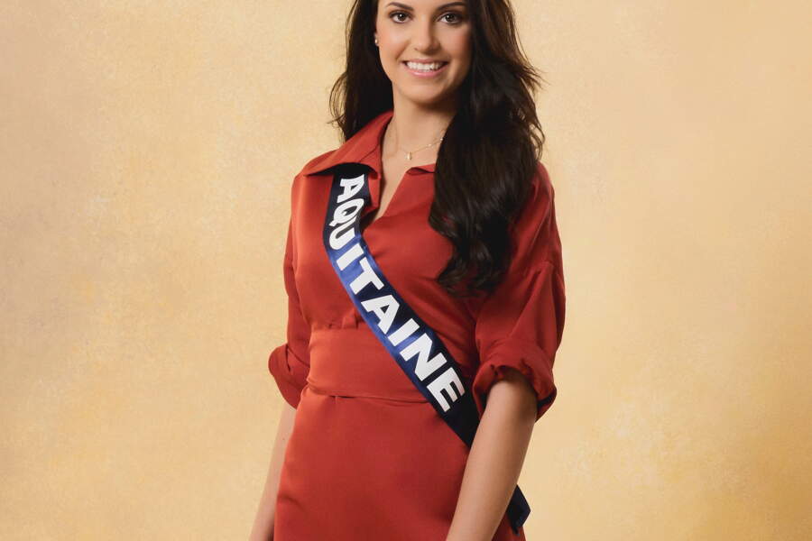 Miss France 2024 : voici les portraits officiels des 30 candidates ...