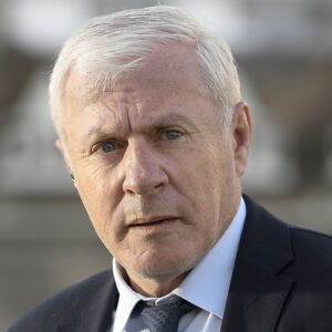 Luis Fernandez : biographie, news, photos et videos - Télé-Loisirs