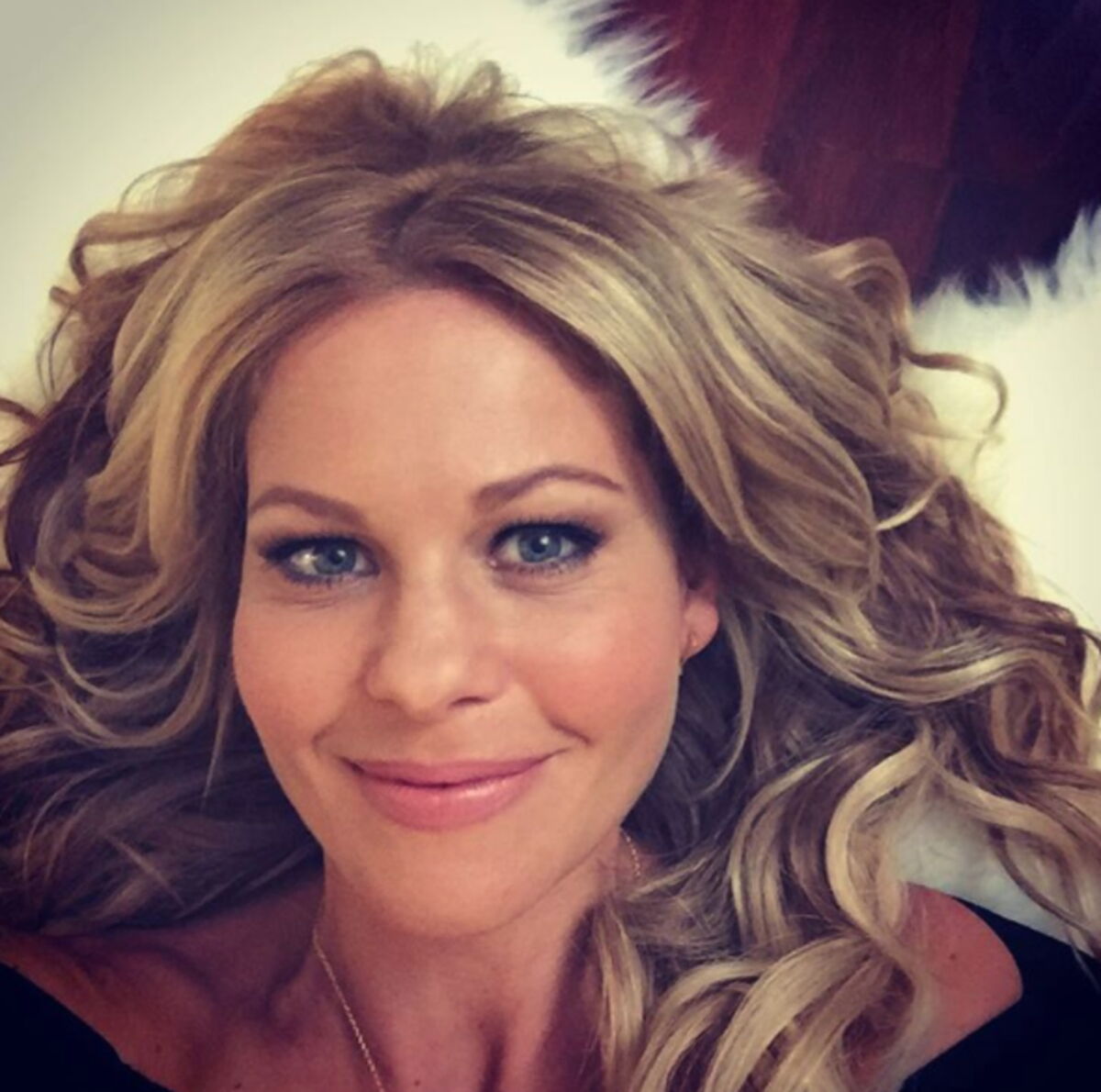 Révélée par La Fête à la maison, Candace Cameron a bien changé - Télé ...