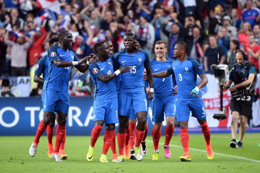 Euro 2016 : People et Wags derrière les Bleus pendant France/Islande ...