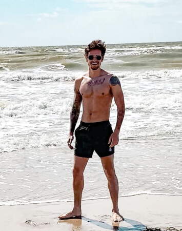 Adrien Caby, : zoom sur le danseur de Danse avec les stars - Télé Loisirs