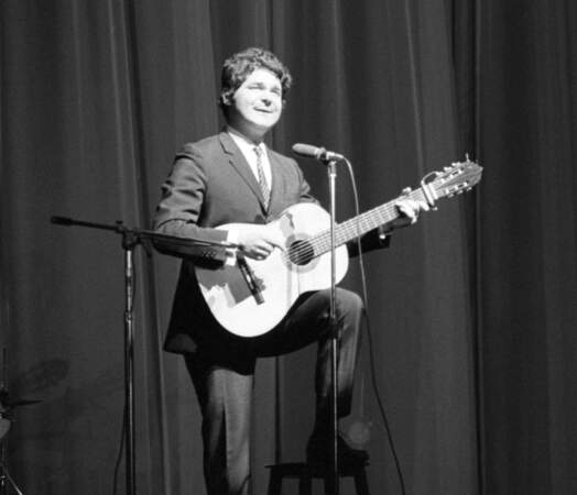 Pierre Perret : retour en images sur la carrière du chanteur (PHOTOS ...