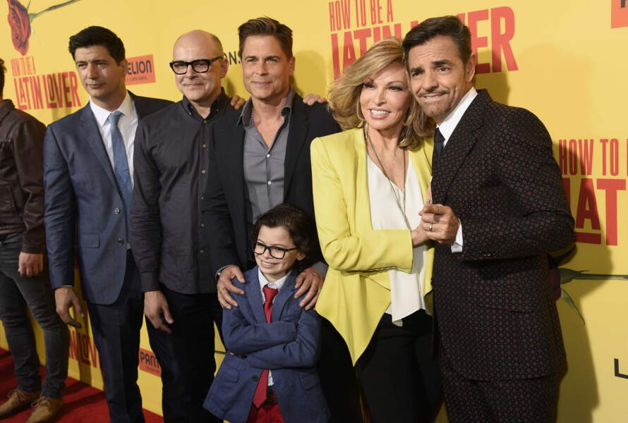 Raquel Welch : une carrière mythique en photos - Télé Loisirs