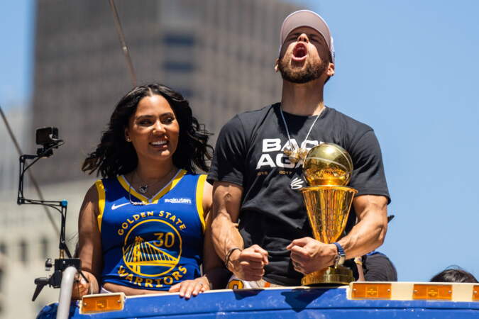 Qui est Ayesha Curry, la femme de Stephen Curry ? - Télé Loisirs