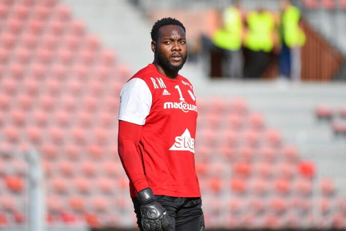 Retour sur le clan Mandanda en images - Télé Loisirs