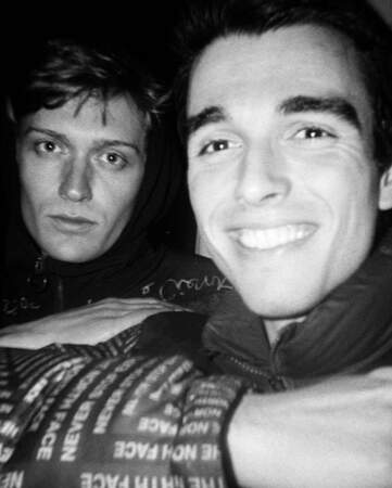 La Reine Charlotte : avec qui les acteurs sont-ils en couple dans la ...