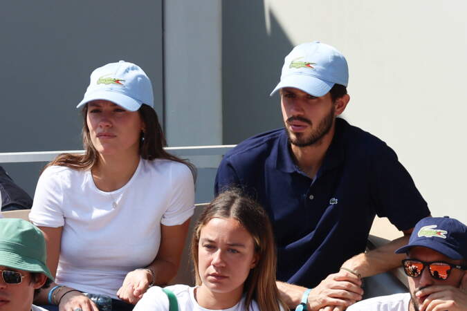 Camille Combal complice avec sa femme, Jean-Luc Reichmann heureux avec ...