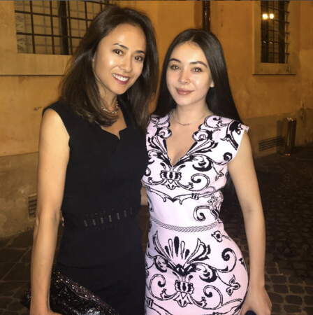 Jean Alesi : qui est sa femme (et star japonaise) Kumiko Goto ? - Télé ...