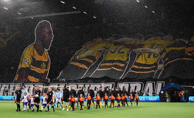 Football : les tifos les plus originaux - Télé Loisirs