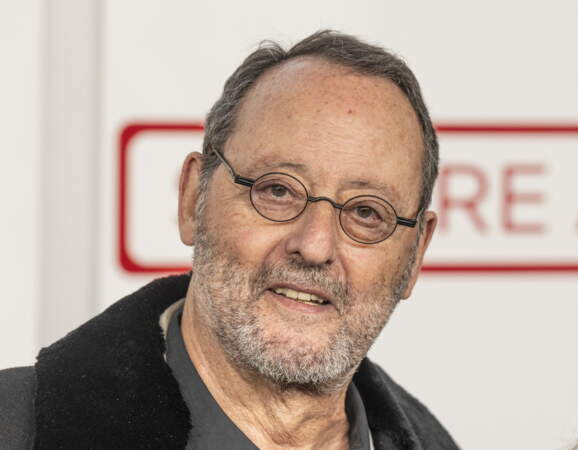 Jean Reno et sa femme Zofia Reno font une rare apparition à la première ...