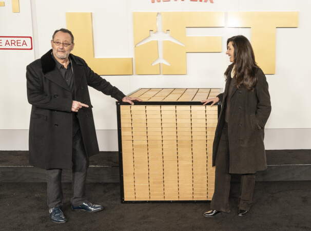 Jean Reno et sa femme Zofia Reno font une rare apparition à la première ...