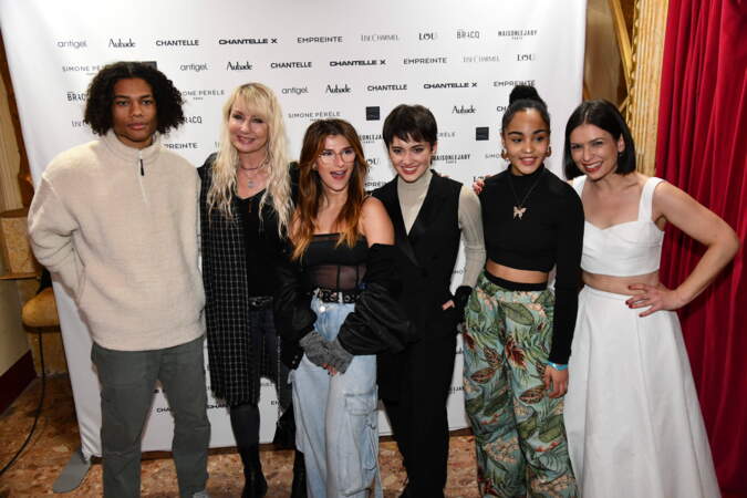 Les élèves de la Star Academy 10 et 11 retrouvent Lucie Bernardoni et ...