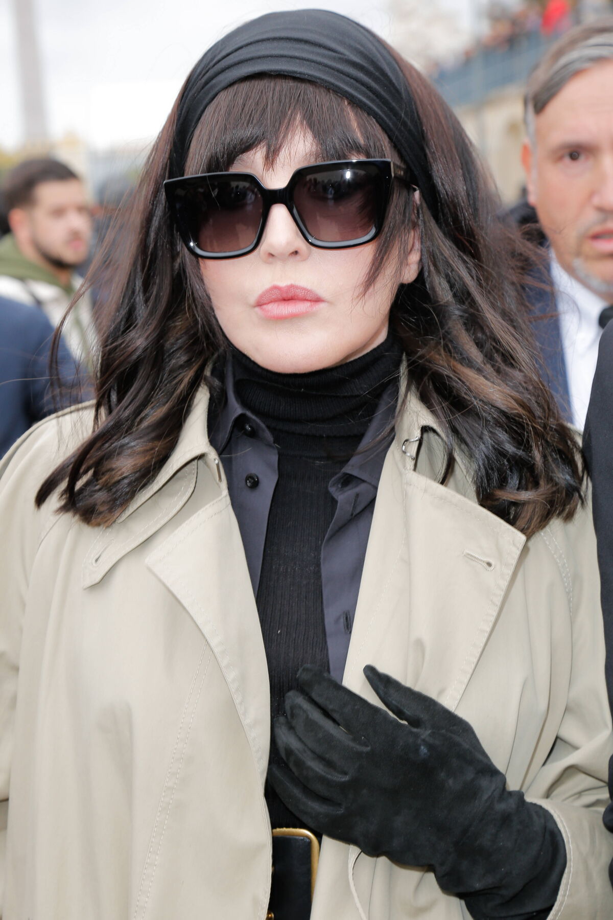 Défilé Dior : Isabelle Adjani, Natalie Portman incognito, la fille de ...