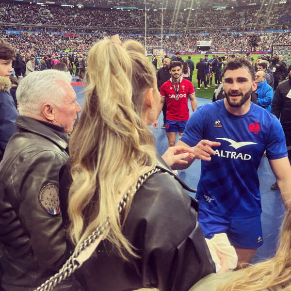 Qui est Julia Vial, la compagne du rugbyman Charles Ollivon ? - Télé ...