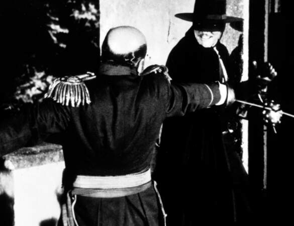 Qui sont tous les Zorro du cinéma ?(PHOTOS) - Télé Loisirs