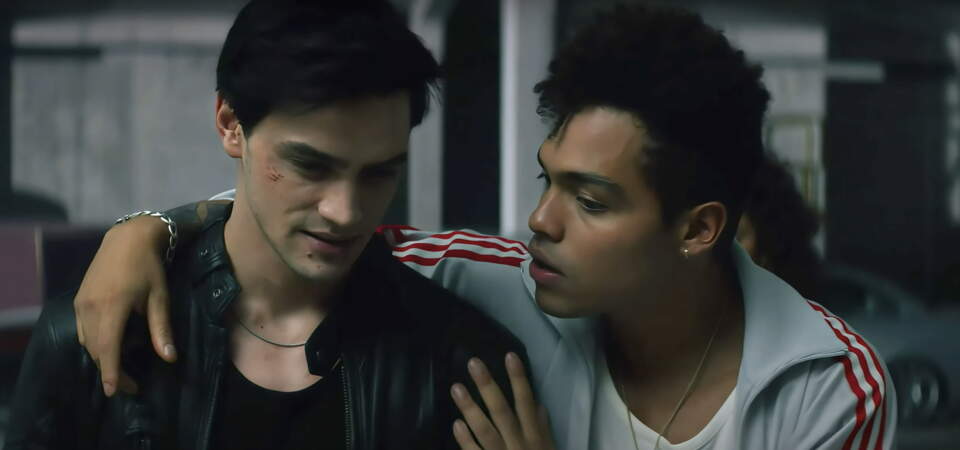 A contre-sens : on vous présente le casting du remake britannique ...