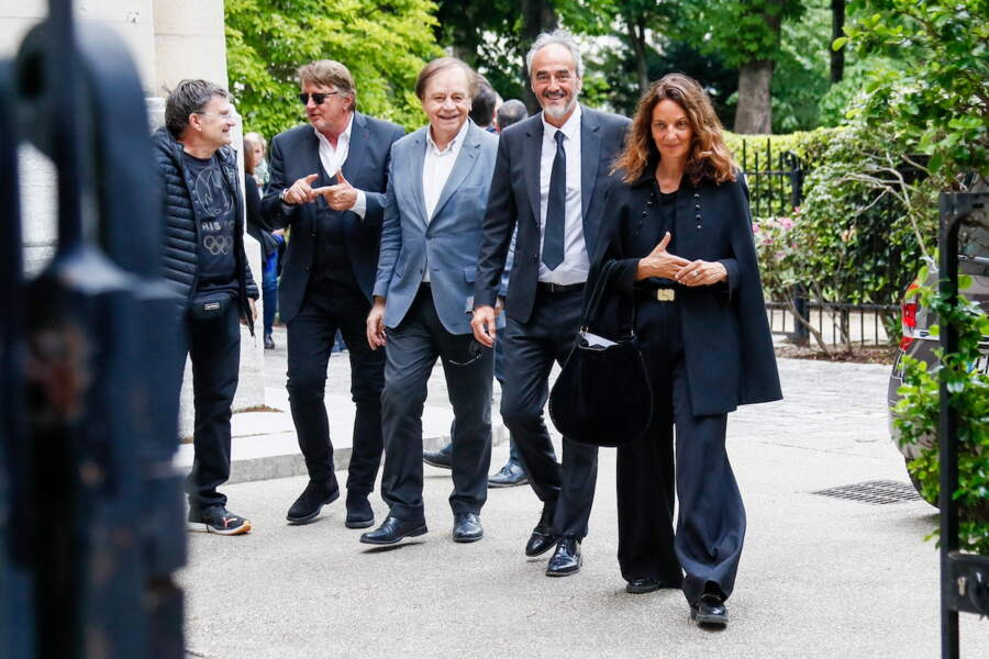 Obsèques de Daniel Bilalian : De nombreuses personnalités rendent un ...