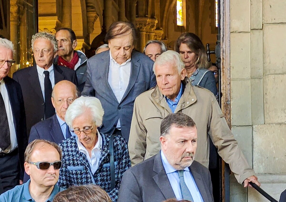 Obsèques de Daniel Bilalian : De nombreuses personnalités rendent un ...