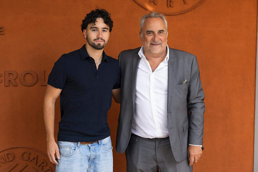 Adil Rami et sa compagne Louana Franco s'affichent à Roland-Garros ...
